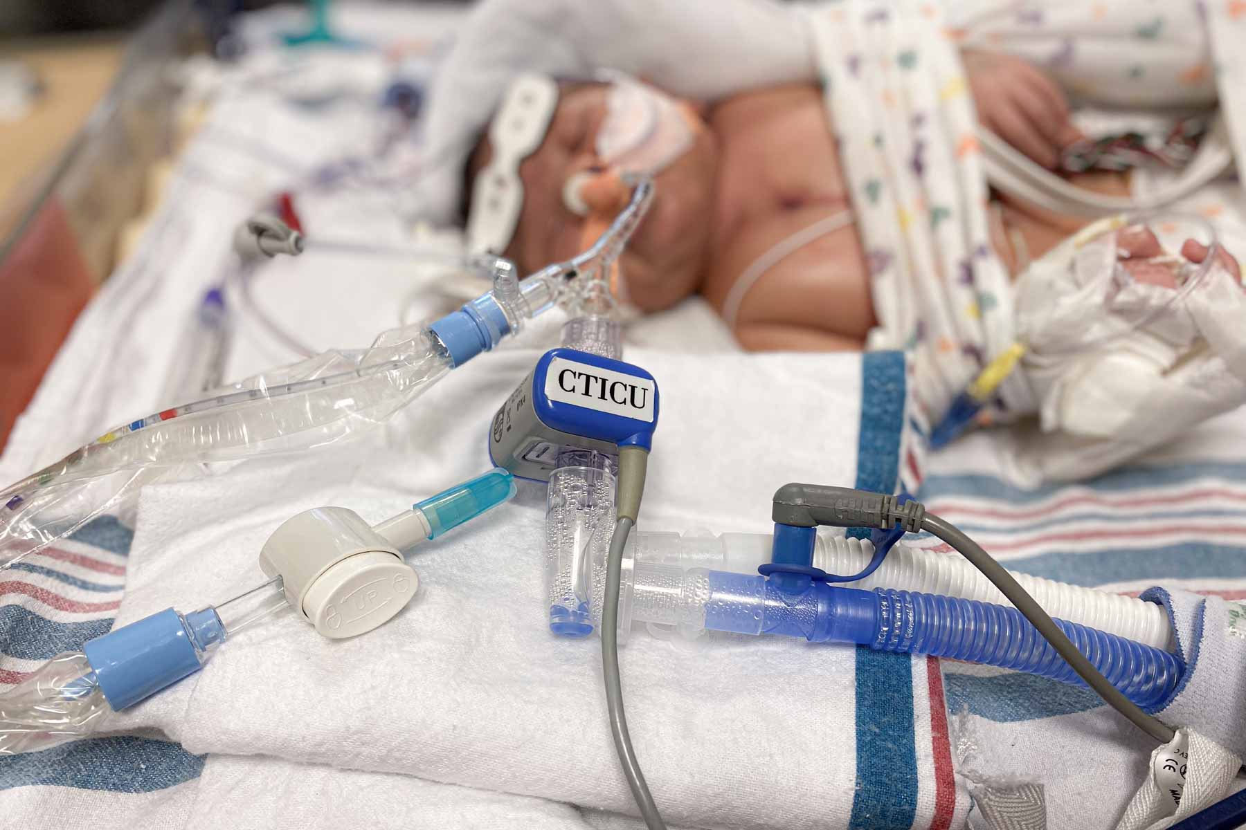 Lines and Tubes and Beeps, oh My!: A Baby After Open Heart Surgery